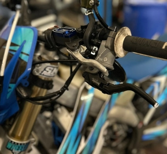 Limited Handbrake Kit V2 - Select your bike – HexaLightz